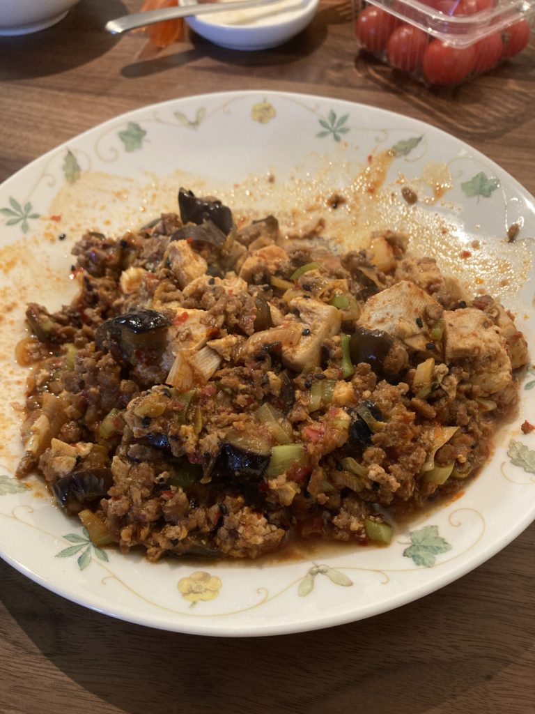 麻婆豆腐をつくる – mizuno shoji